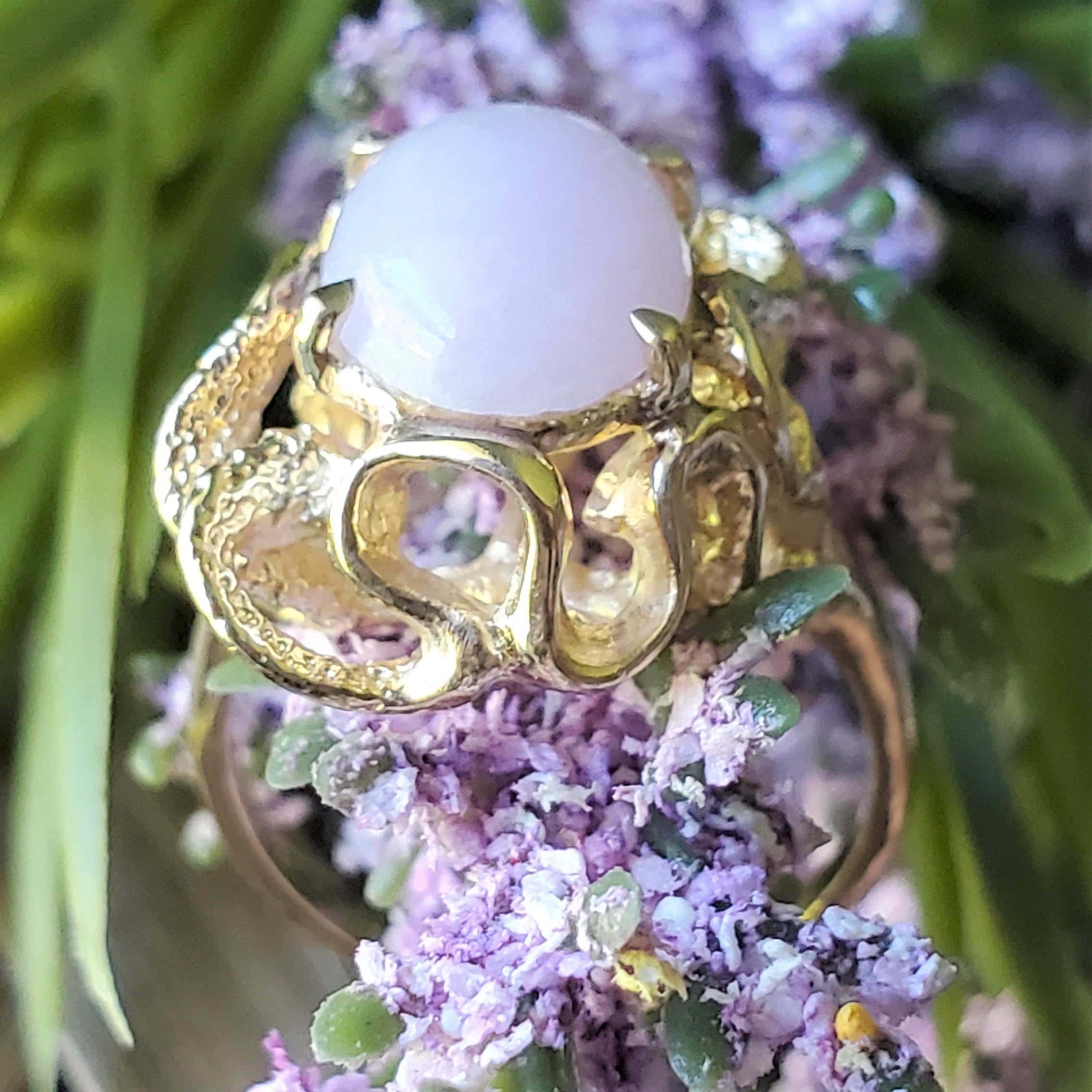 14K Gold Free Form Textured Ring with Oval Light Purple Stone | Etsy