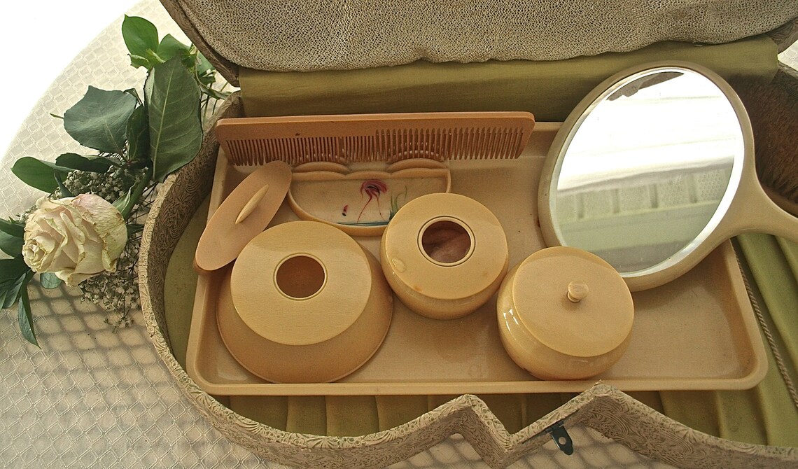 ANTIQUE VANITY SET / Antique French Ivory Vanity Set With Case - Etsy