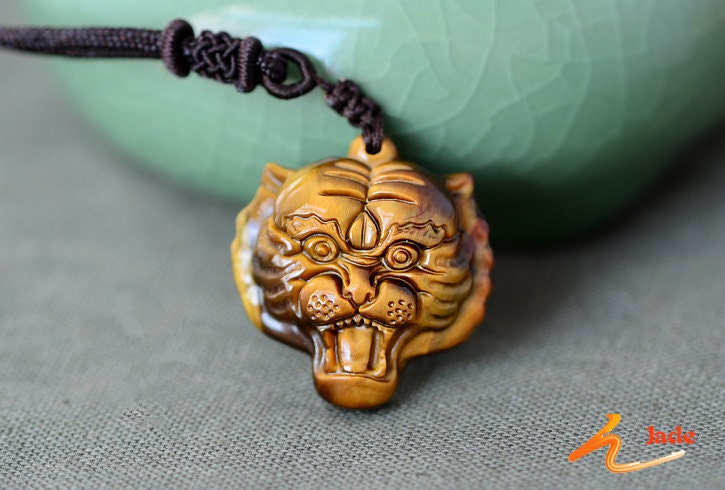 Auspicious Amulet Natural Yellow Tiger Eye Stone Carved Tiger Head ...