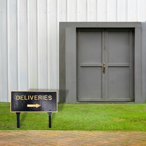 Deliveries Sign With Right Arrow WALL or LAWN Rectangle Statement ...