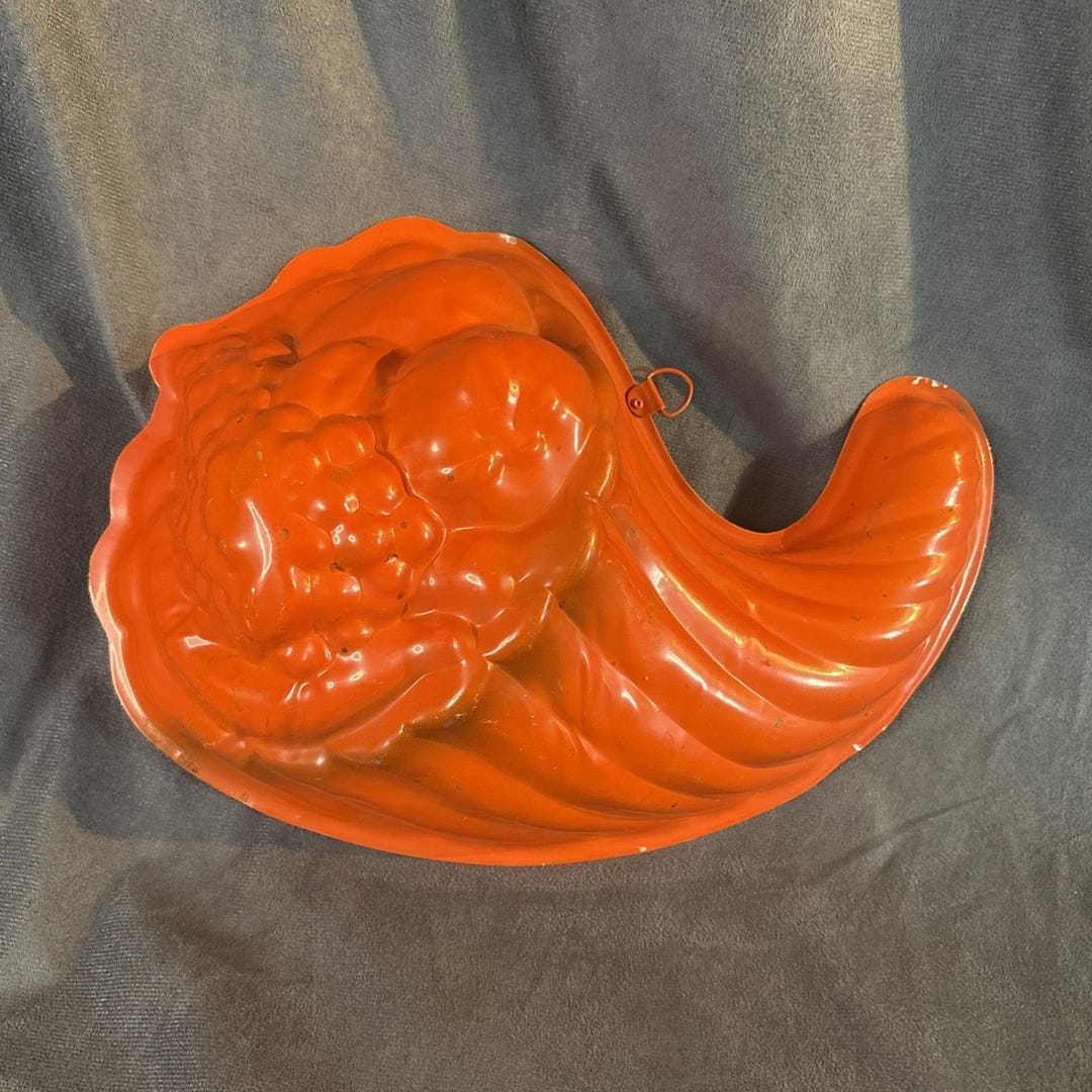 Vintage 1968 AHC Cornucopia Mold 5 Cup Orange Painted Wall Kitchen ...