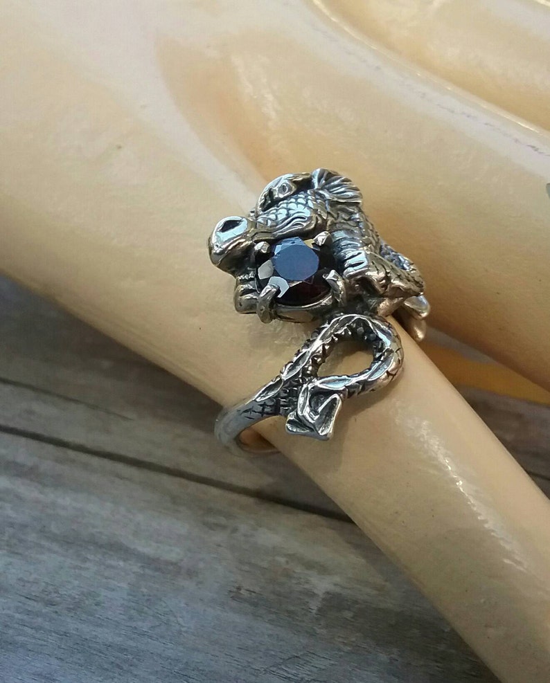 Dragon Ring,garnet Ring,fantasy, Mythical,sterling Silver,ladies ...