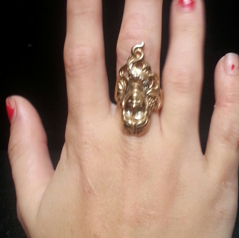 Ladies Face Ring9ct Gold and Diamond's Art - Etsy