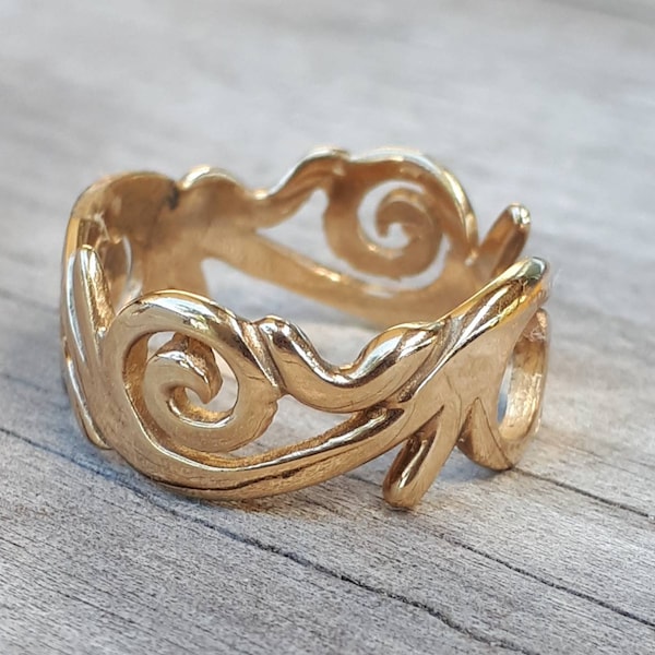 Scroll Goddess - Etsy