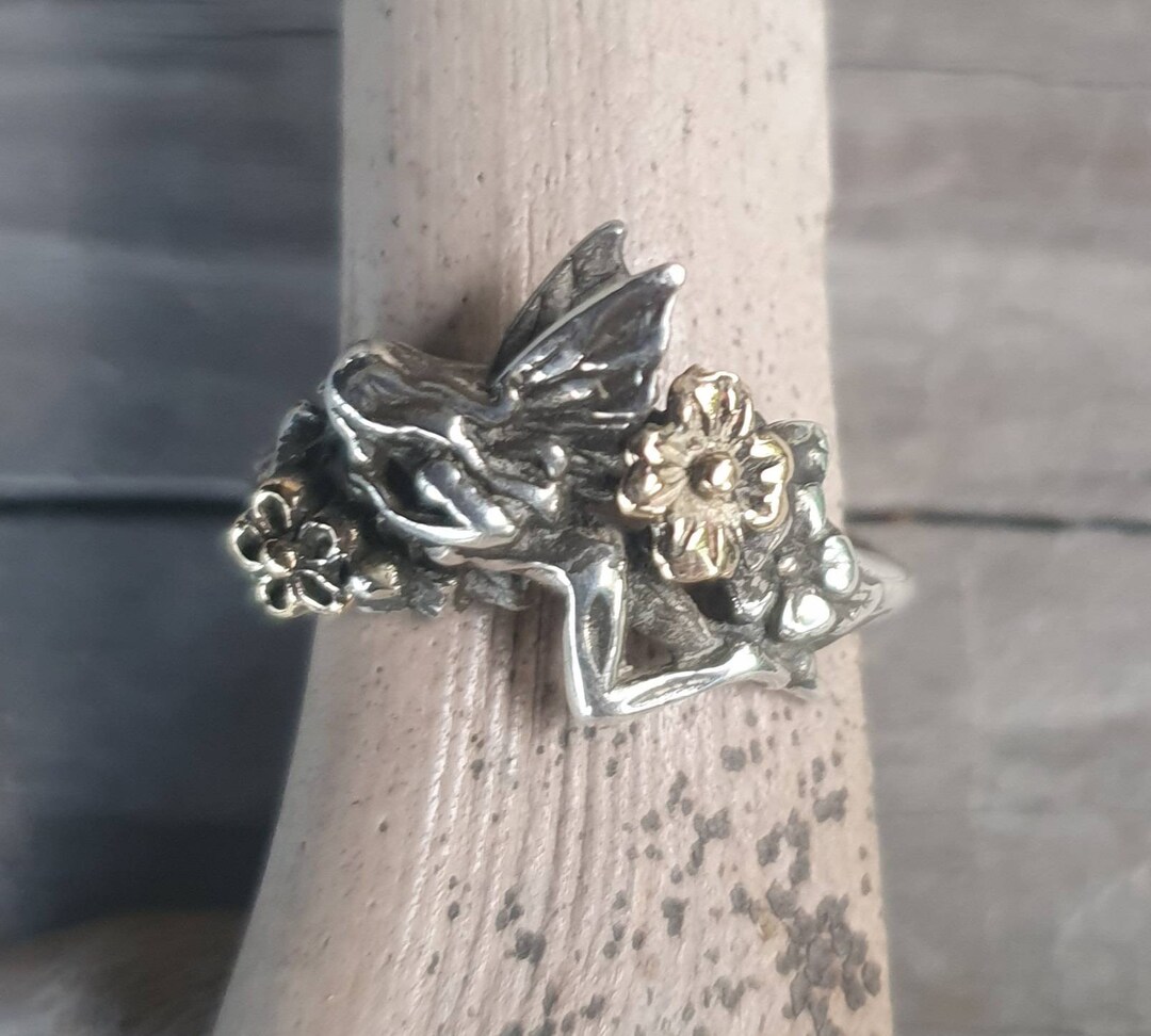 Small Fairy Ring,9ct Gold Flowers With Sterling Silver Faery Pixie ...