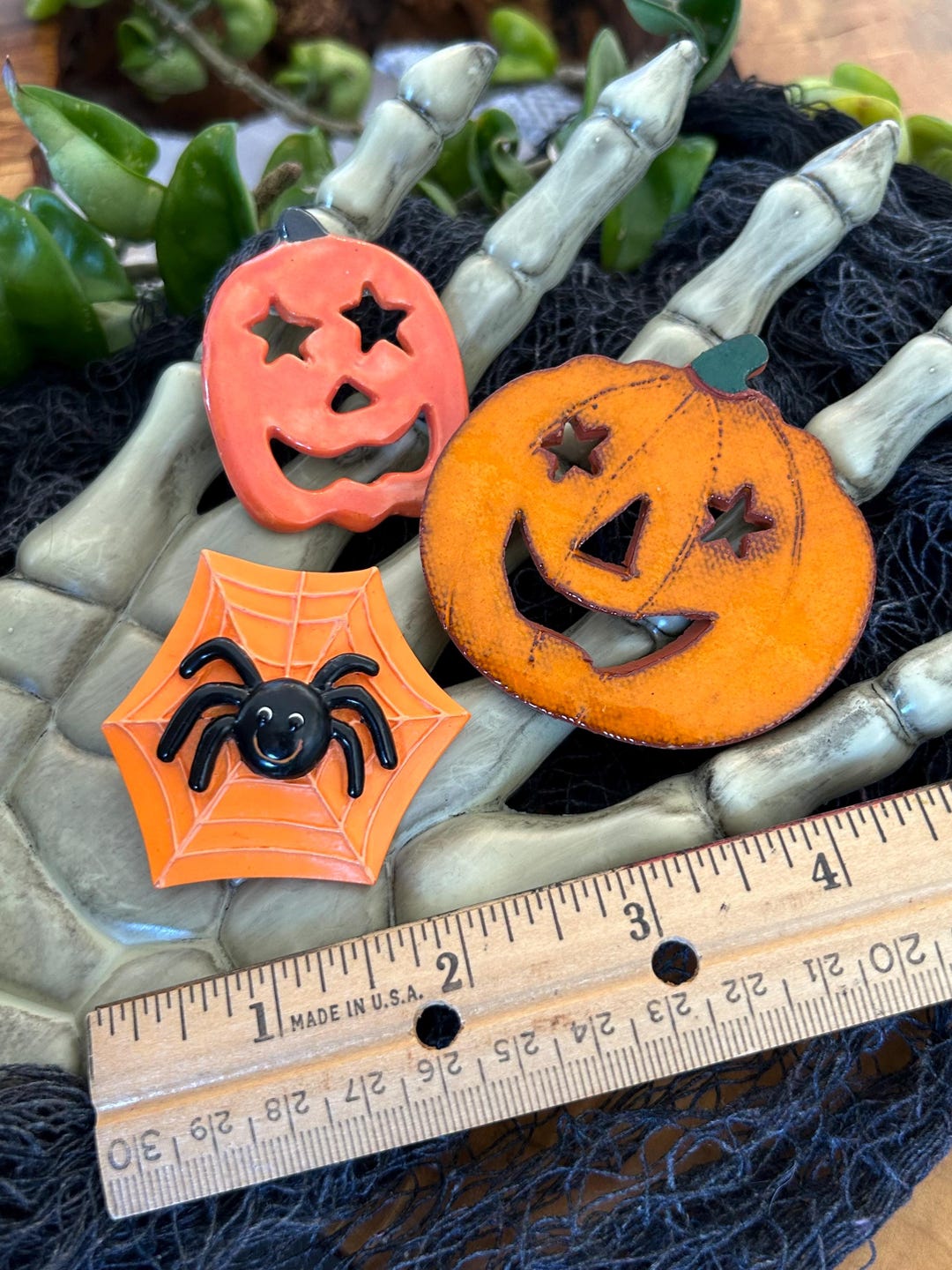 Halloween Pumkins and Spider Pins Set of 3 - Etsy