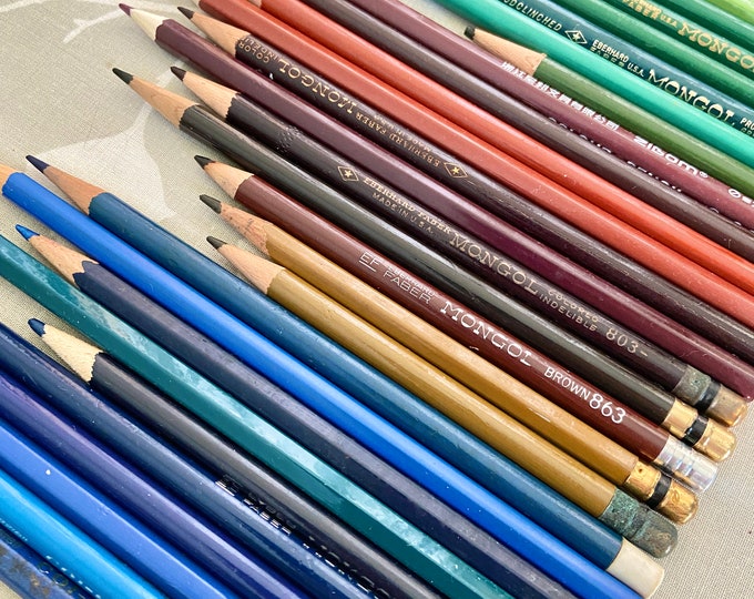40 Colored Pencils, Assorted Shades of Green Blue and Brown, Sharpened ...