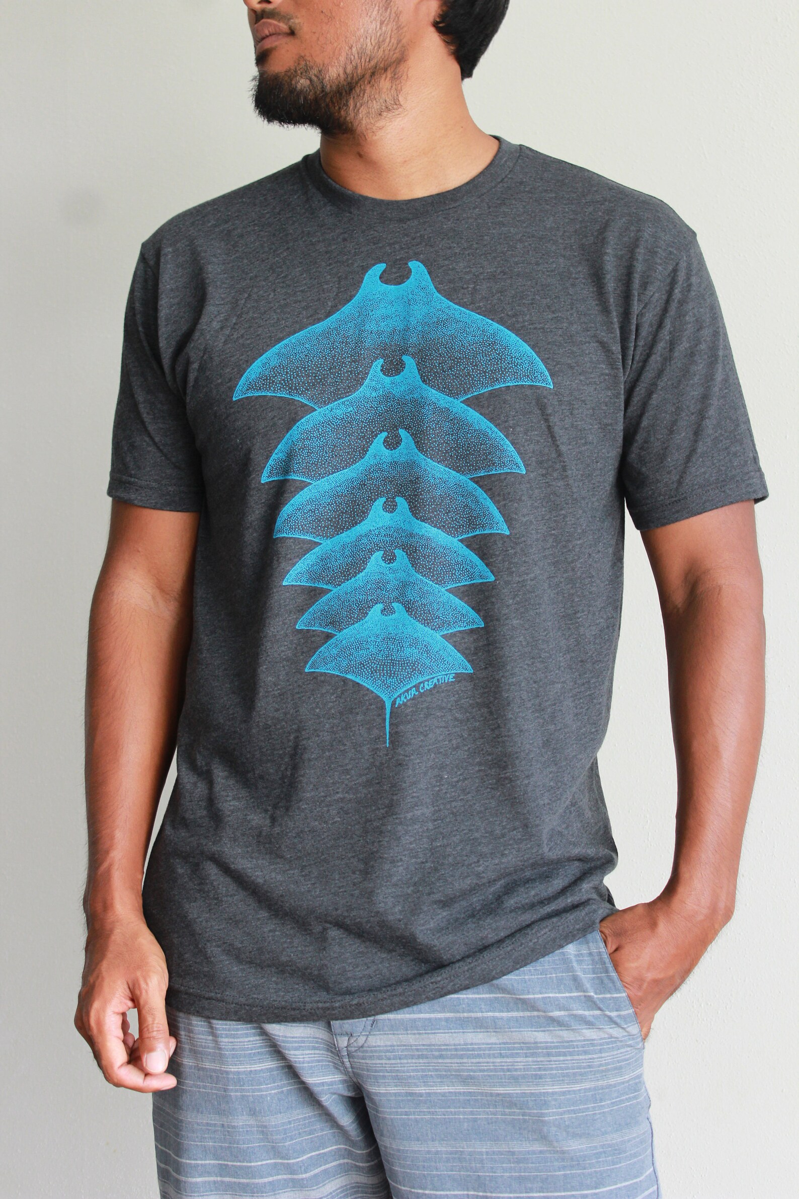 Manta Ray Tee Shirt Blue Screen Print on Soft T-shirts. Free | Etsy