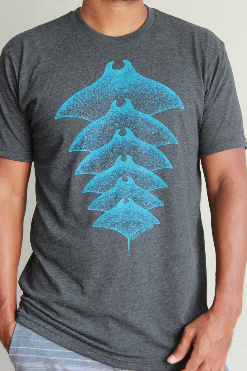 Manta Ray Tee Shirt Blue Screen Print on Soft T-shirts. Free - Etsy