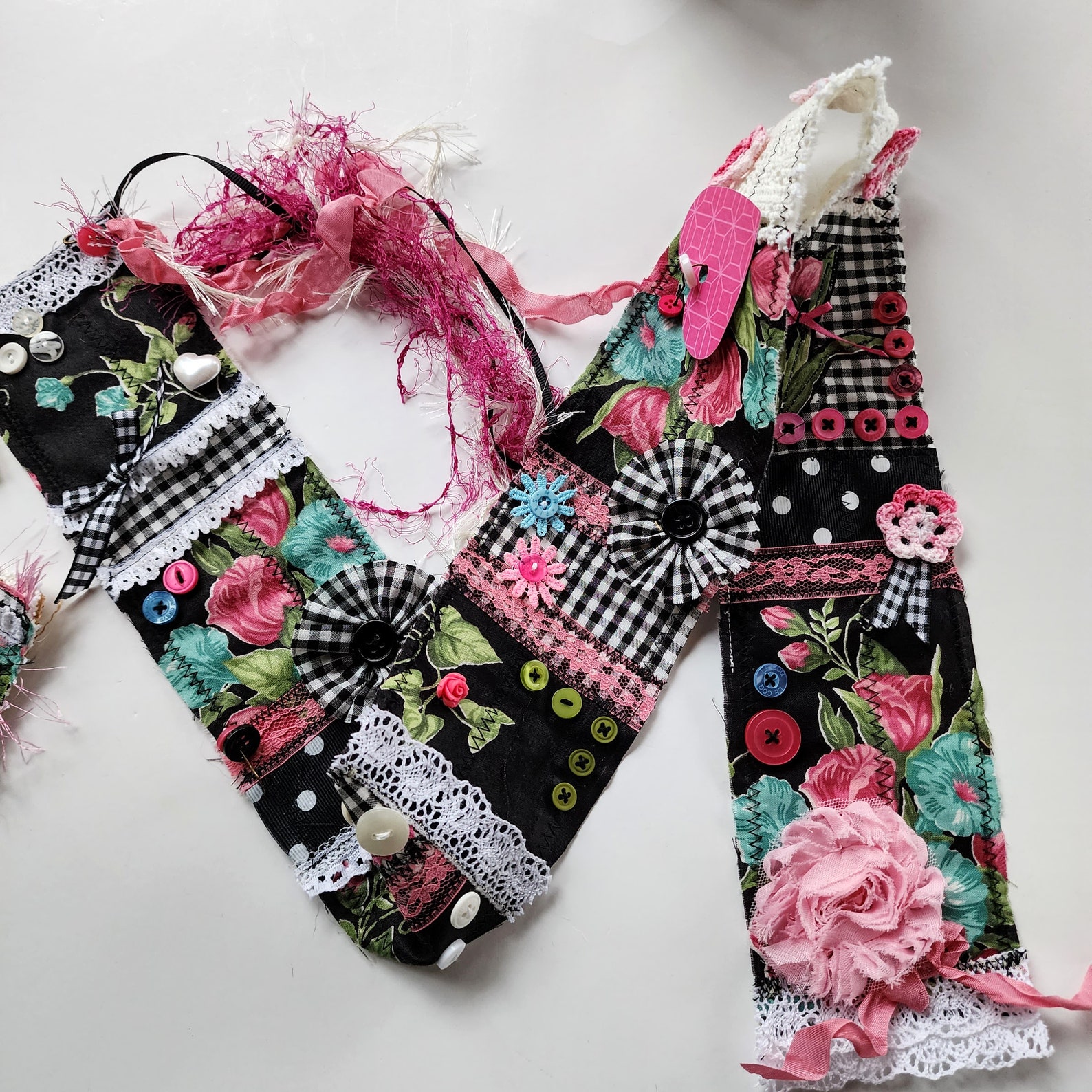 37 Black Floral/check Snippet Roll and Clusters - Etsy