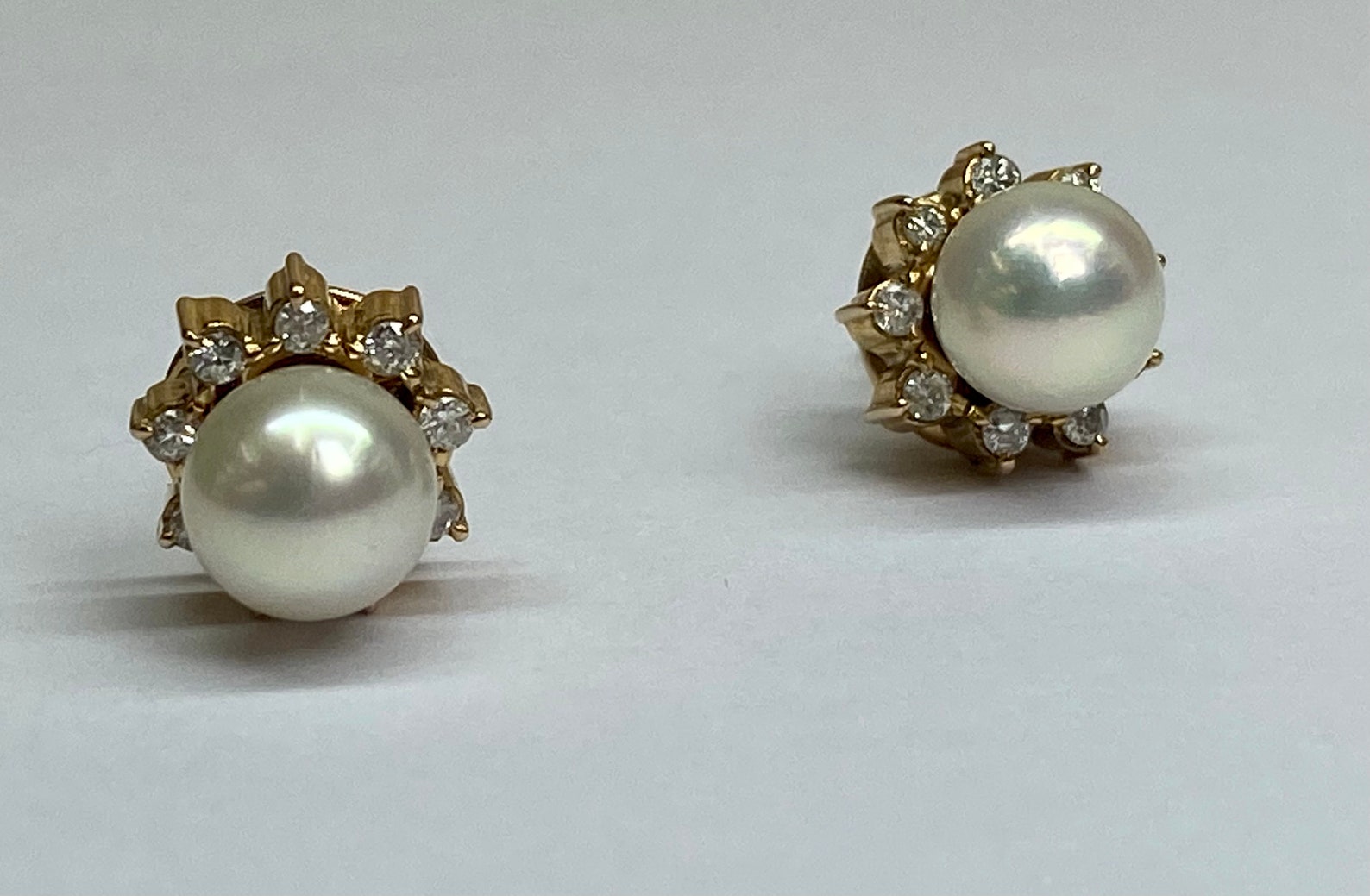 Estate 14K Yellow Gold Diamond Sleeve and White Pearl Stud Earring Set ...