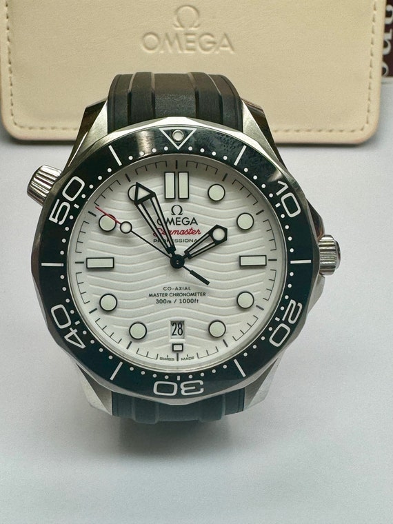 Omega Seamaster Automatic Diver, White Dial Stainl… - Gem