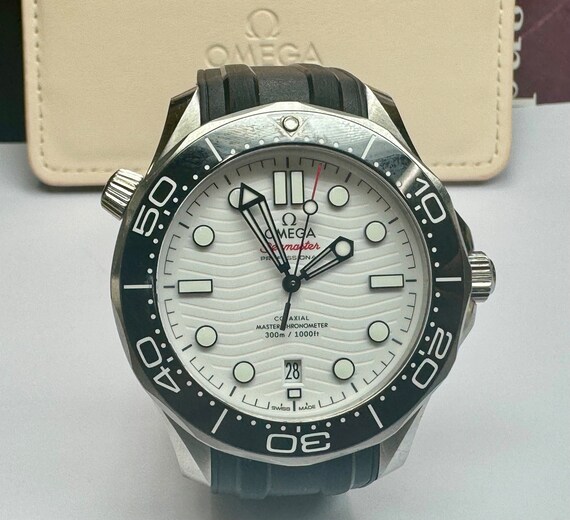 Omega Seamaster Automatic Diver, White Dial Stainl… - Gem
