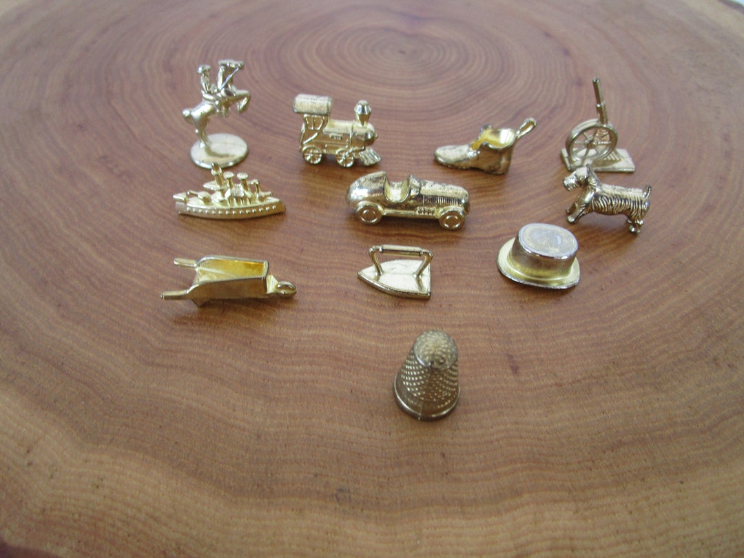 11 GOLD MONOPOLY TOKENS - No Cat or Money Bag - They Are 1/ 2 " to 1 ...