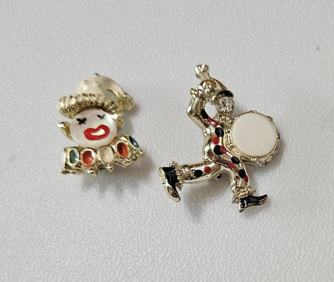 Vintage Clown-themed Scatter Pins, Brooches-jester, Drummer-mother of ...