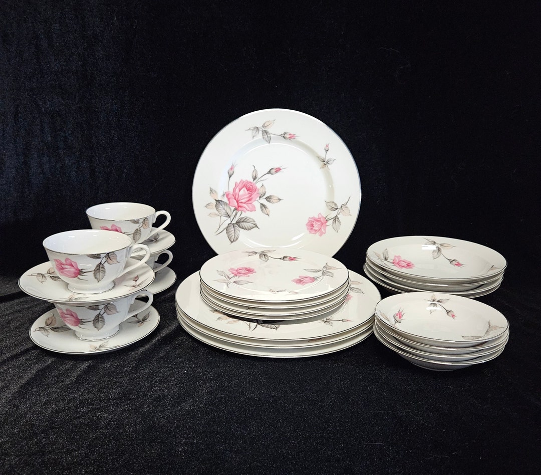 24 Piece Vintage Melody by Japan Rose Pattern China Dinnerware With ...