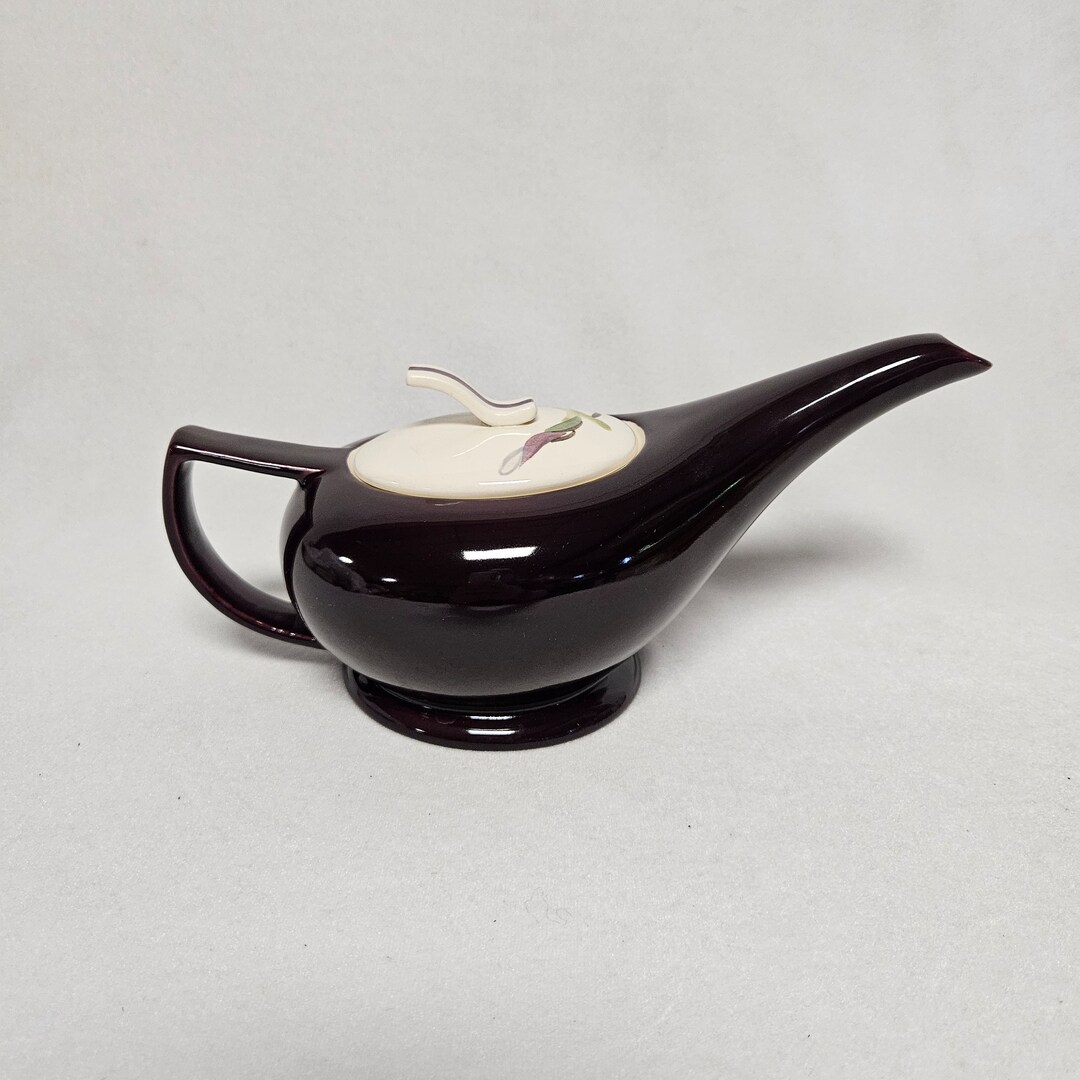 Vintage Red Wing IRIS Teapot With Lid - Etsy