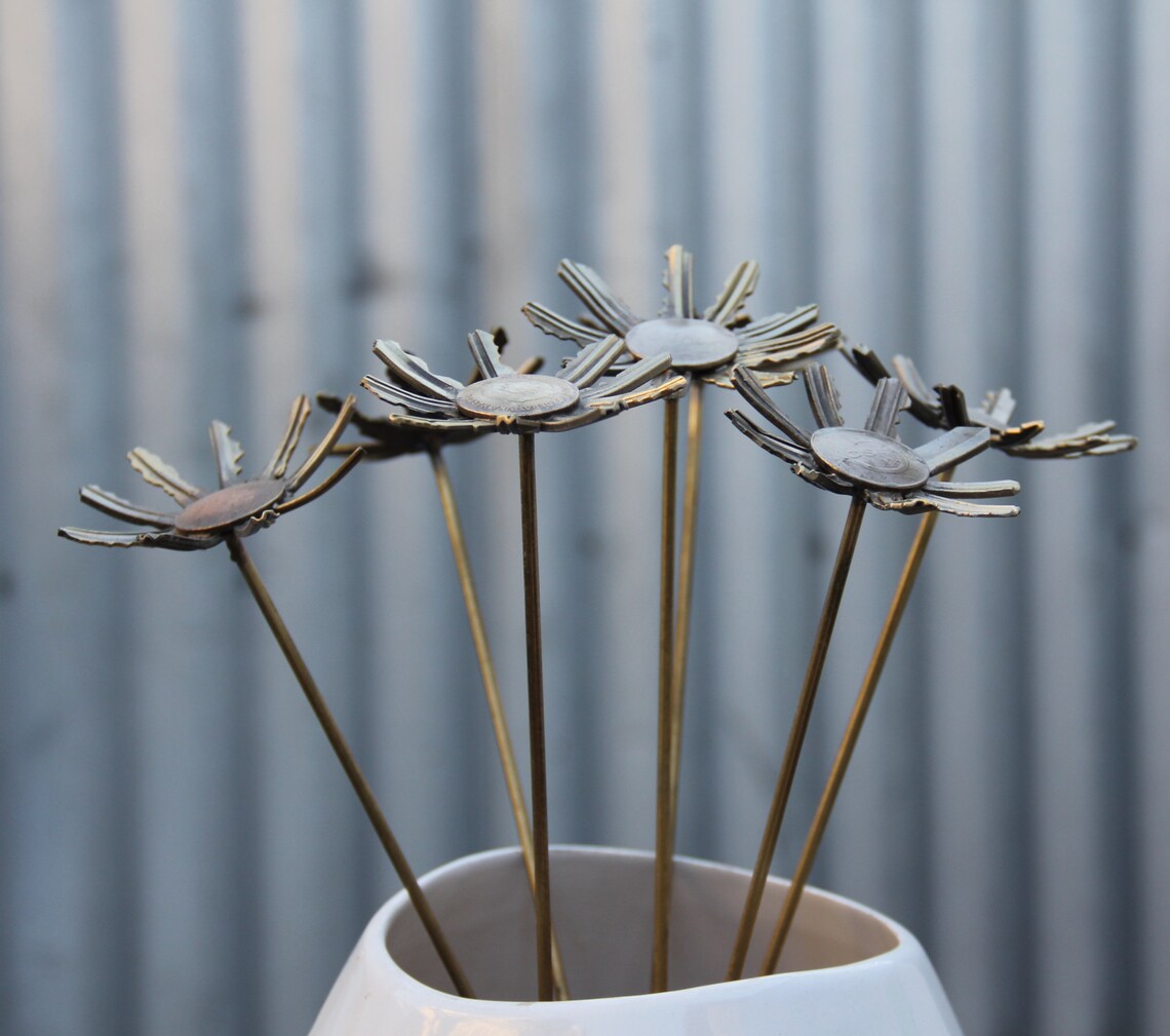 Coin Daisy Flowers in Keys and Coin - Etsy