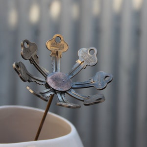 Key Daisy, Flowers in Keys and Coin. - Etsy