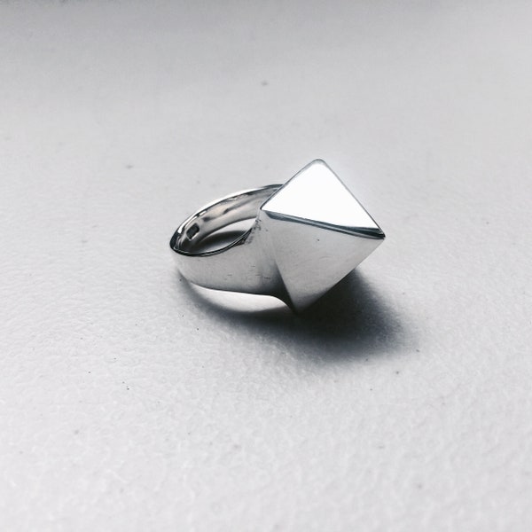 Silver Pyramid Ring - Etsy