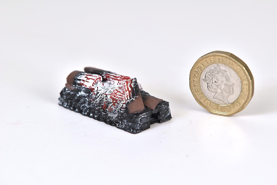 Miniature, 1/12 Scale Firewood Burning Logs, Lit Up, Glowing ...