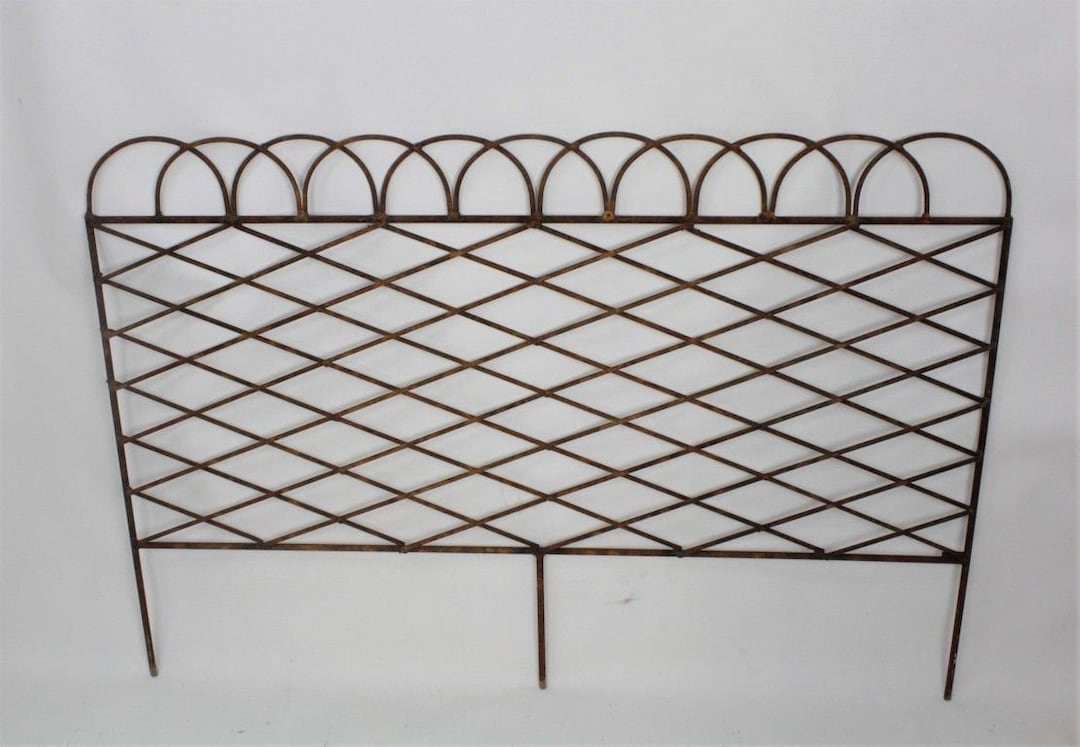 Wrought Iron Loop Top Fence - Metal Garden Border Edging - Rustic Yard ...