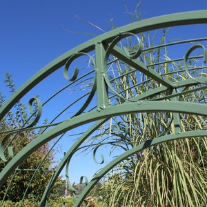 Wrought Iron XL Round Top Arbor, Climbing Flower Garden Arch, Rustic ...