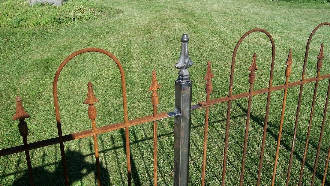 1.5"sq Posts for 5ft Tall Fencing and Gates - Square Metal Support With ...