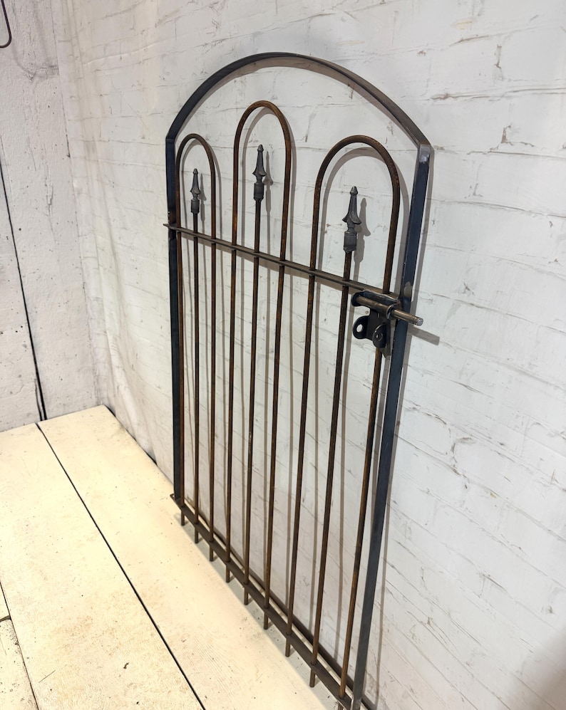 Handmade Woodson Steel Garden Gate - 48" Tall Hoop and Spear Entrance ...