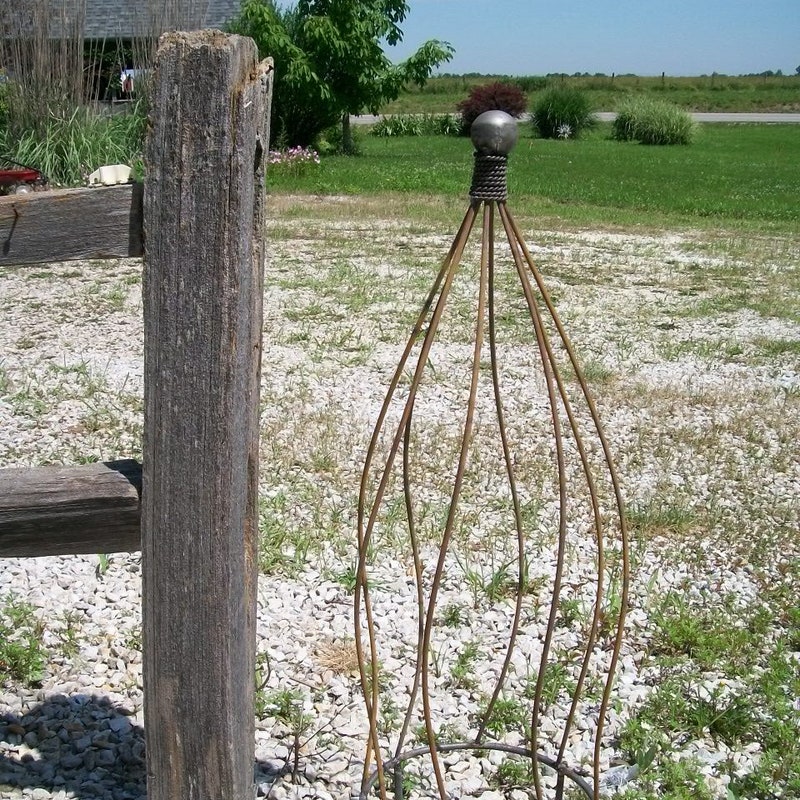 Ball Topiary Frame - Etsy