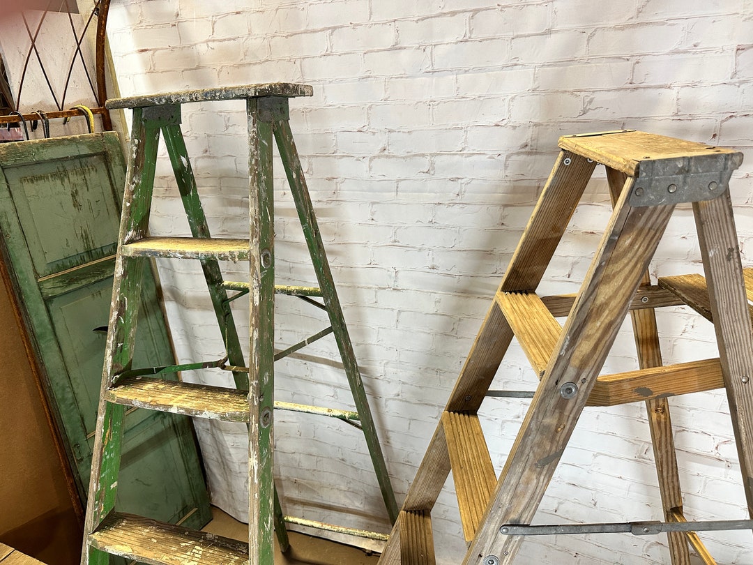 Rustic 6 Rung Antique Wood Ladder - Collectible Towel Rack or Quilt ...