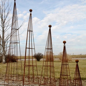 Wrought Iron 31" Ball Top Triangle Topiary Flower Trellis, Rustic ...