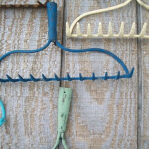 1 Wrought Iron Old Rake - Hanging Collectible Hook- Towel Rack ...