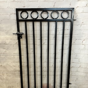 48" Tall Steel Entrance Gate - Custom Rectangle 30" to 35" Wide Circle ...