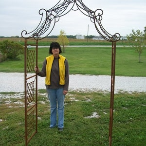 Wrought Iron Curl Drape Flower Garden Arbor, Colonial Red Vine Trellis ...