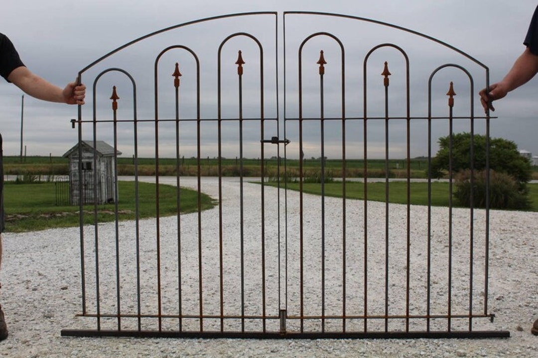 Wrought Iron 4' Tall X 6' Wide Center Divide Gate Hoop & Spear Design ...