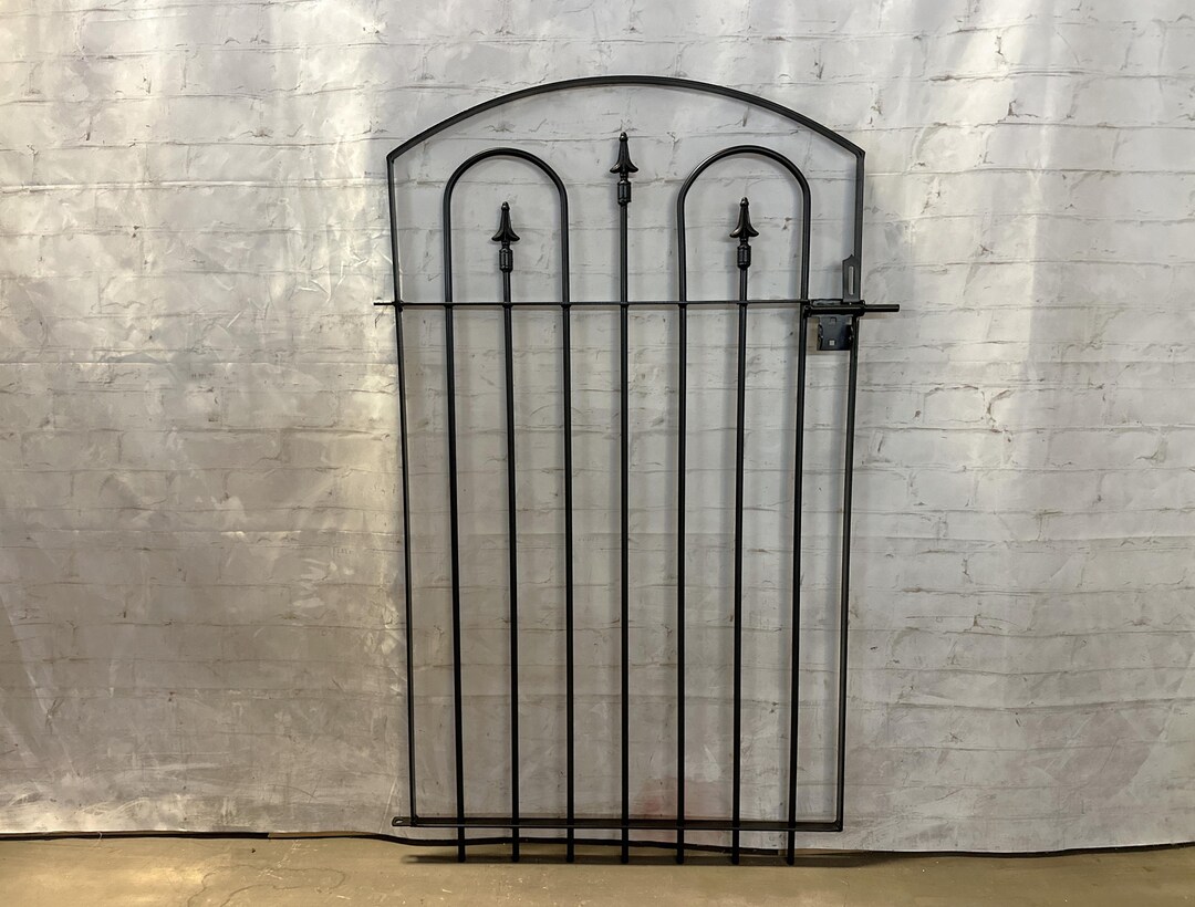 48" Tall Hoop & Spear Woodson Steel Entrance Gate - Wrought Iron ...