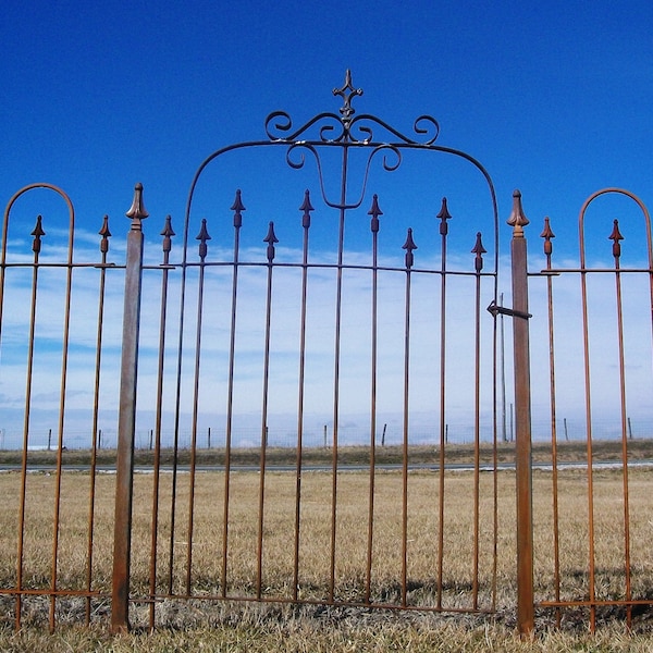 Rustic Garden Gate - Etsy
