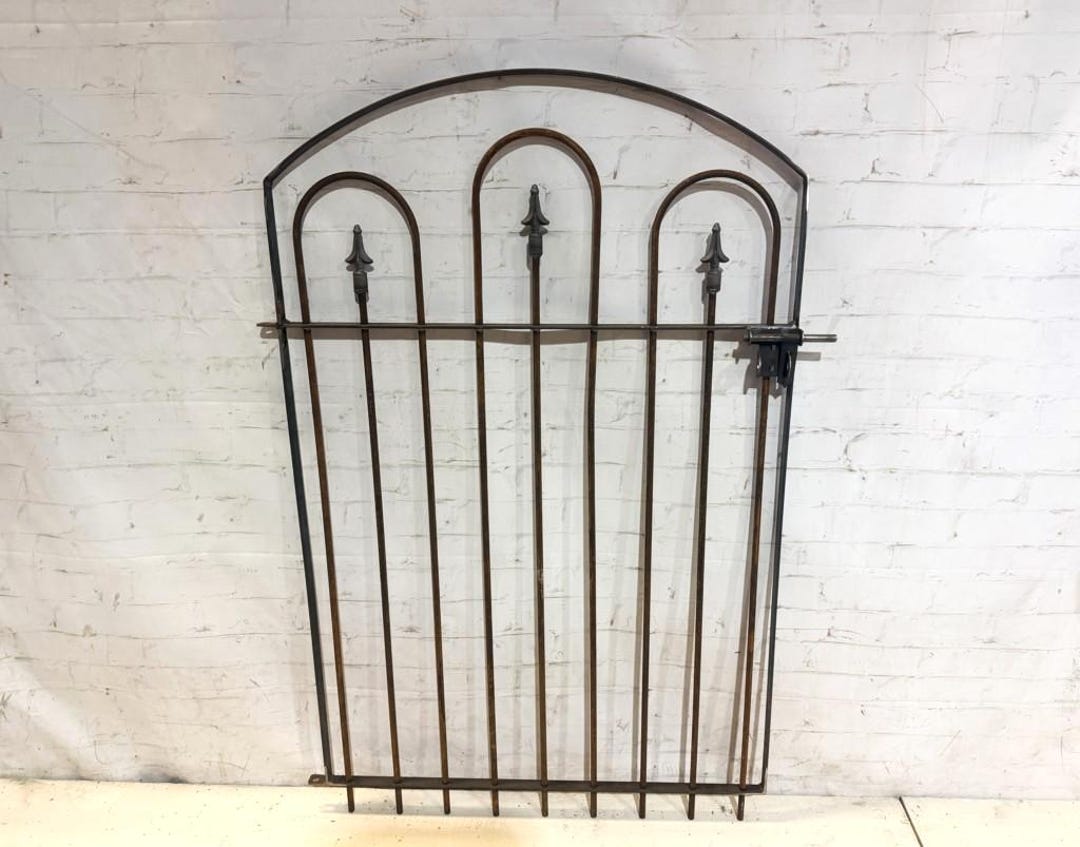 Handmade Woodson Steel Garden Gate - 48" Tall Hoop and Spear Entrance ...