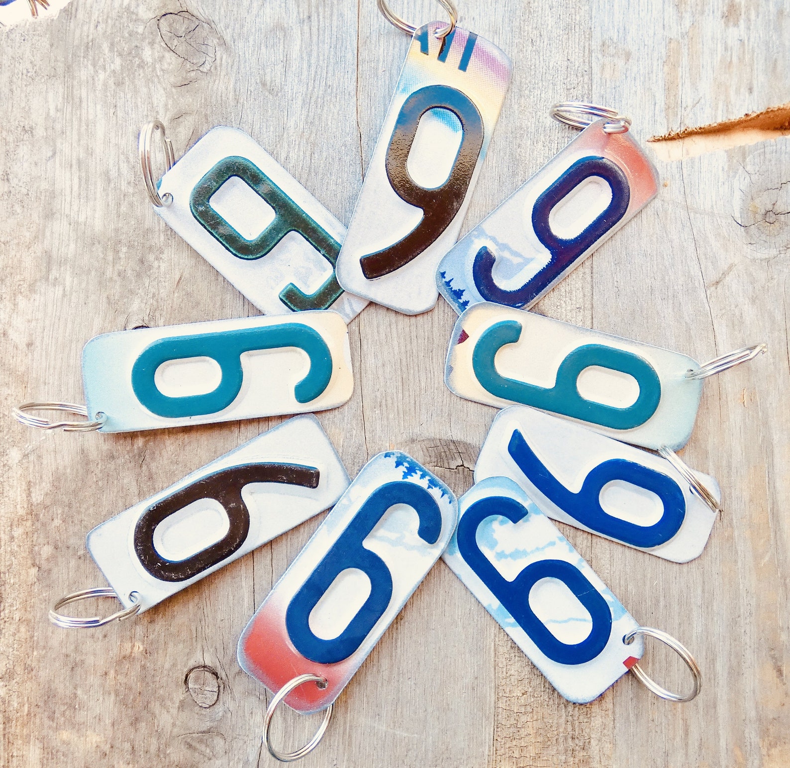 Number 9 Keychain From Repurposed License Plates - Etsy