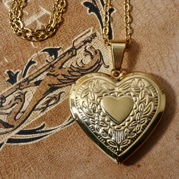 Vintage Heart Locket - Etsy