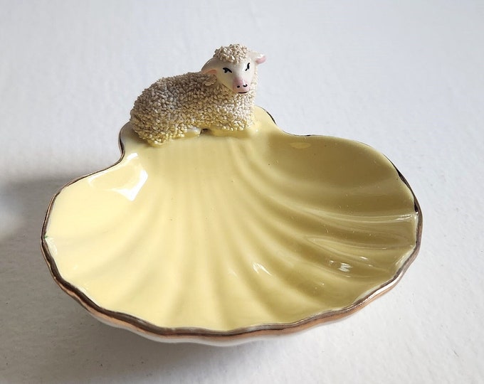 Vintage Lamb on Yellow Scallop Shell Ceramic Trinket Jewelry Ring Dish ...