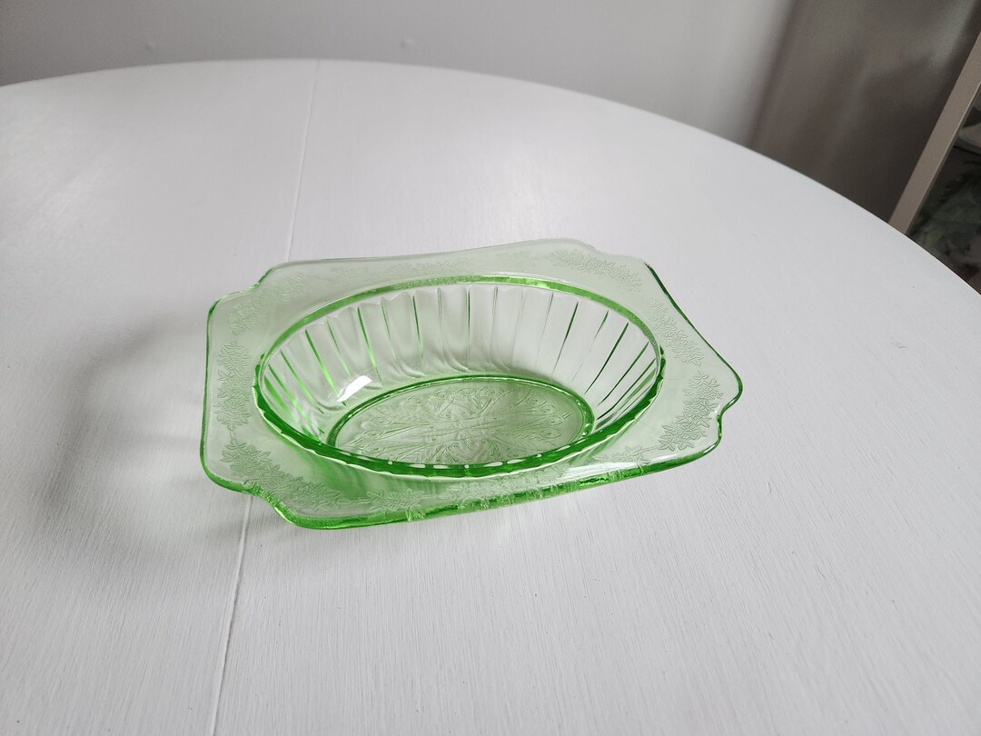 Vintage Clear Green Glass Flower Embossed Bowl --- Retro Depression ...