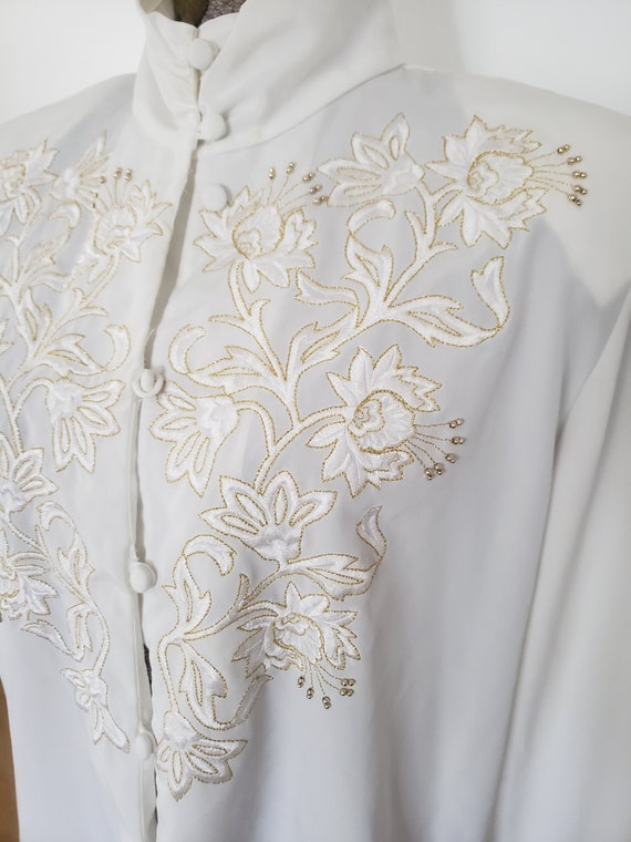 Vintage Laura Scott White Floral Embroidered & Beaded… - Gem