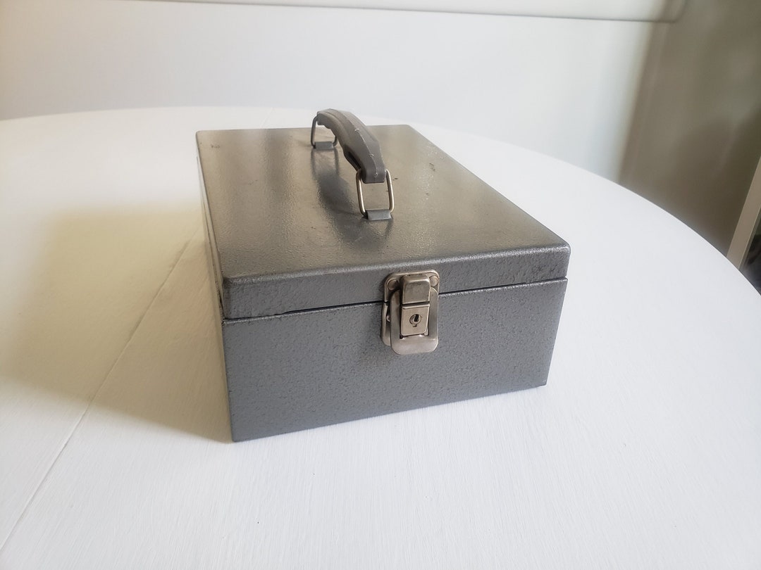 Vintage Rockaway Metal Gray Hammered Metal Box Retro Simple Industrial ...