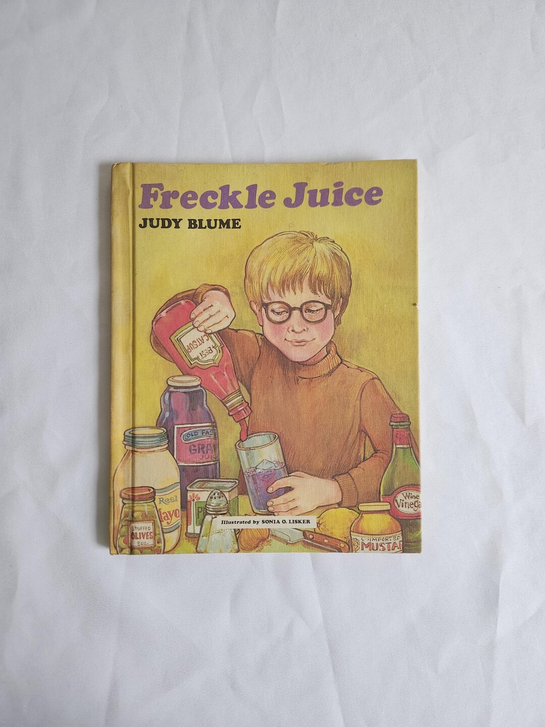 Freckle Juice by Judy Blume - Illustrated by Sonia O. Lisker ...