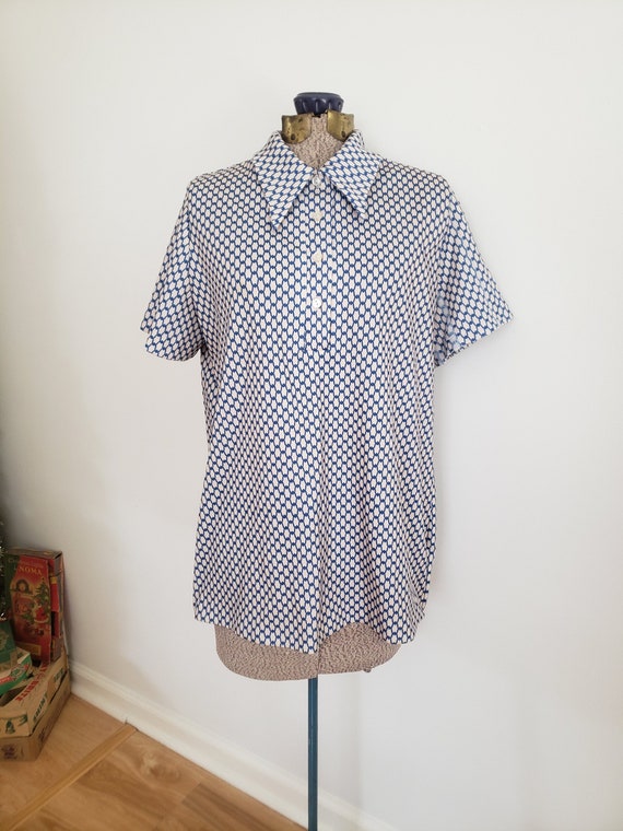 Vintage Lady Devon Blue Chain Link Pattern Pointed Co… - Gem