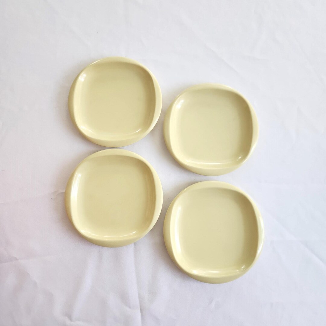 Vintage Boontonware Yellow Melamine Plates - Set of Four - Retro 1950s ...