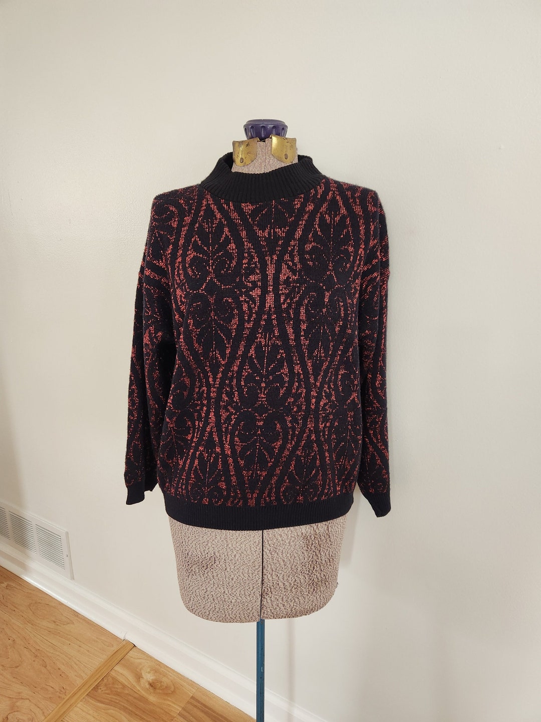 Vintage Burlington Sweater Factory Inc. Metallic Red Filigree Black ...