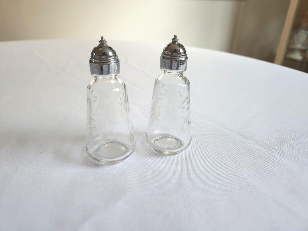 Vintage Simple Floral Etched Glass & Metal Cap Salt 'n Pepper Shakers ...